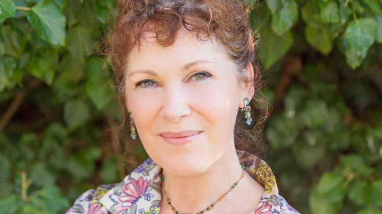 Historia interview: 2023 HWA Gold Crown shortlist: Rebecca Stott ...