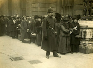 The window-smashing suffragettes of 1912 – Historia Magazine